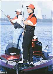 Using a two-lure rig - Bassmaster