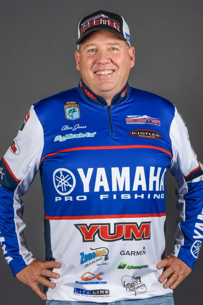 Meet the Joneses in Virginia - Bassmaster