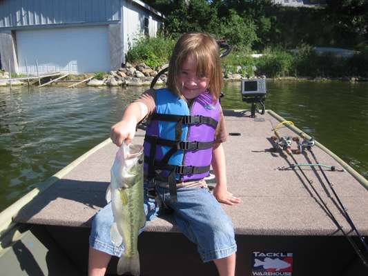 50 cute fishing kids - Bassmaster
