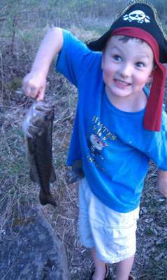 50 cute fishing kids - Bassmaster