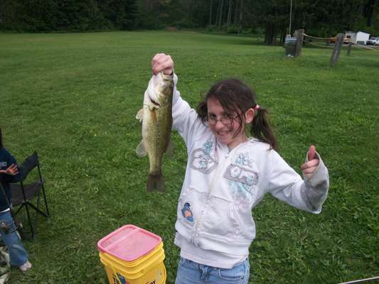 50 cute fishing kids - Bassmaster