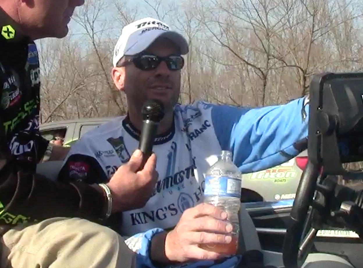 First Look: Randy Howell with a boatload - Bassmaster