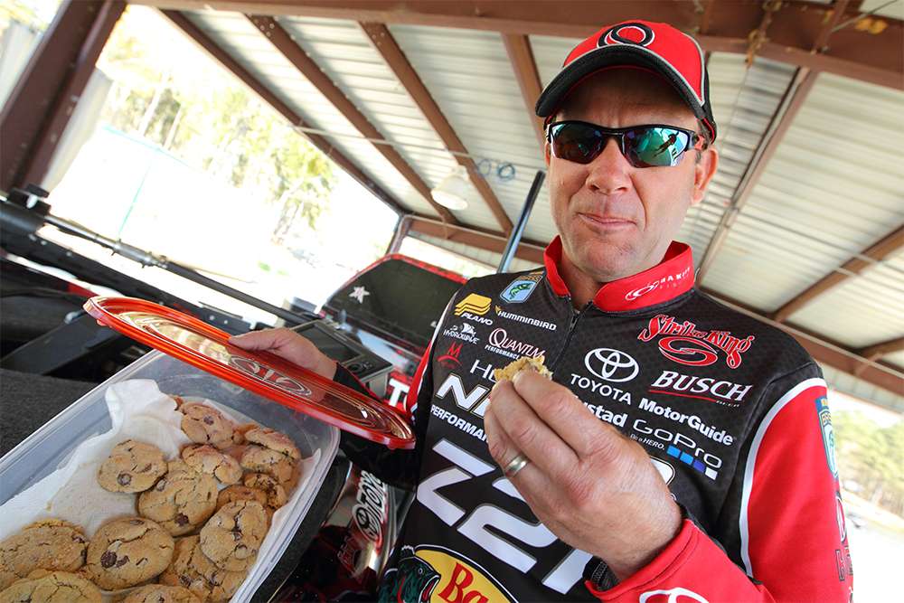 Inside Elite Boats: KVD's Nitro Z21 - Bassmaster