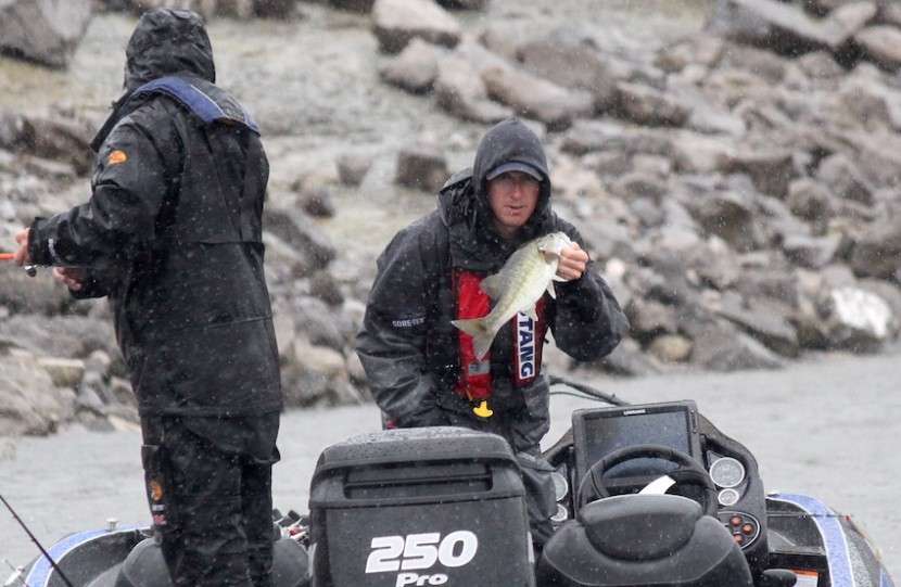 Dustin Connell’s spotted bass solution - Bassmaster