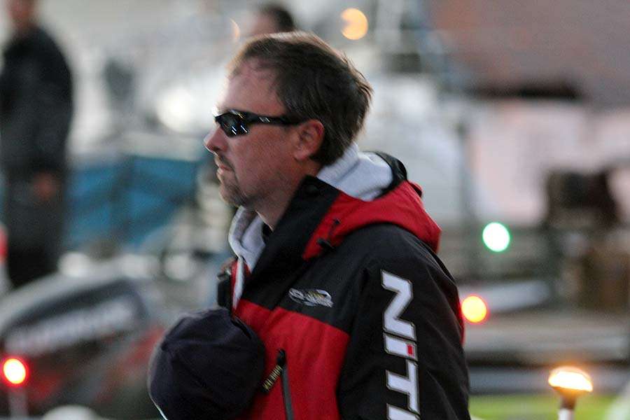 Central Open: Day 1 launch - Bassmaster