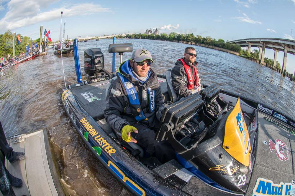 Day 1 begins on Winyah - Bassmaster