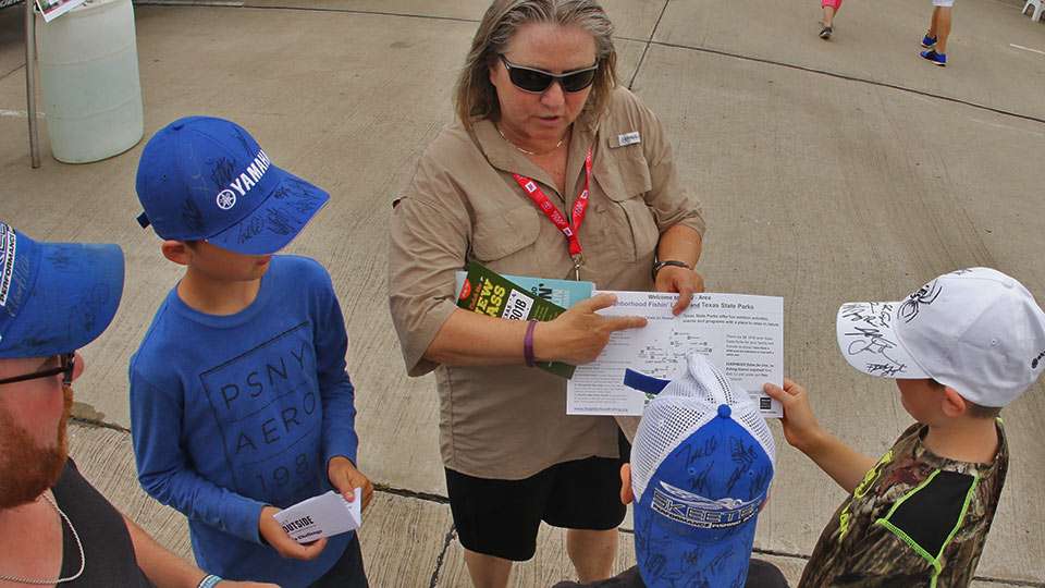 Tackling TPWD's Outdoor Adventures - Bassmaster