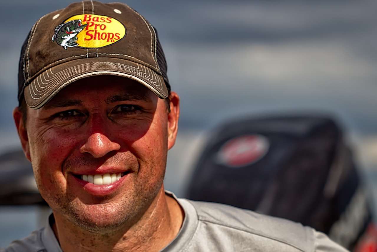 Pulp fishing: A detective story - Bassmaster