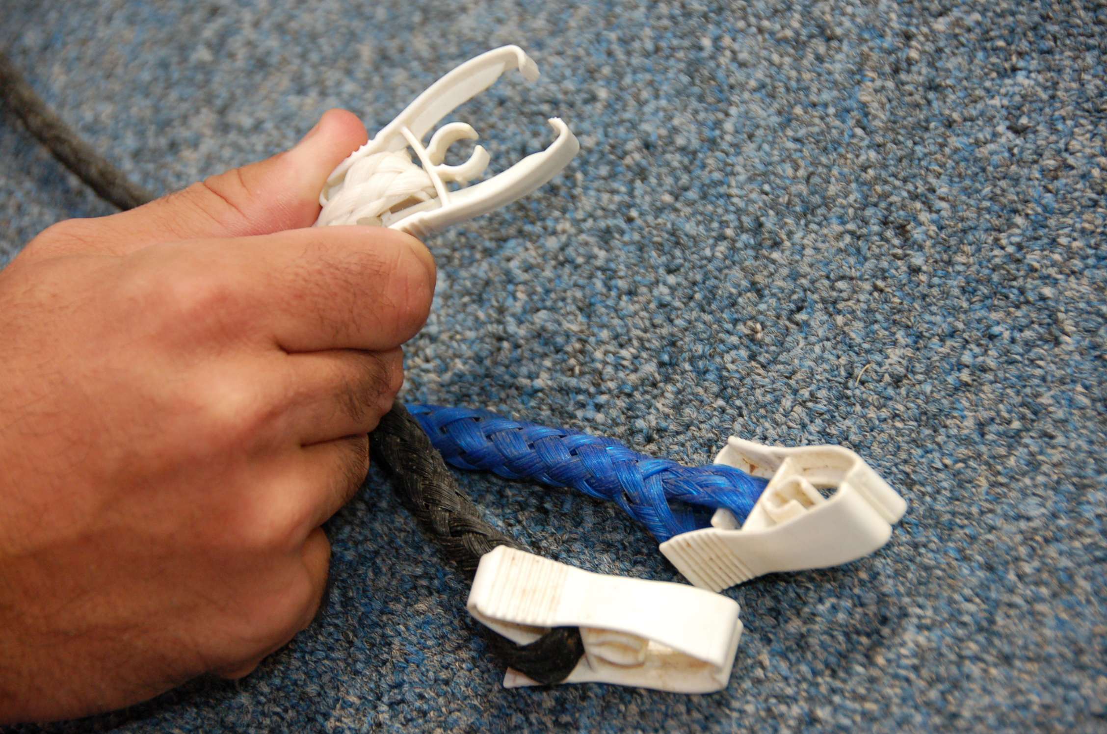 Non-penetrating culling clips in use at Potomac - Bassmaster