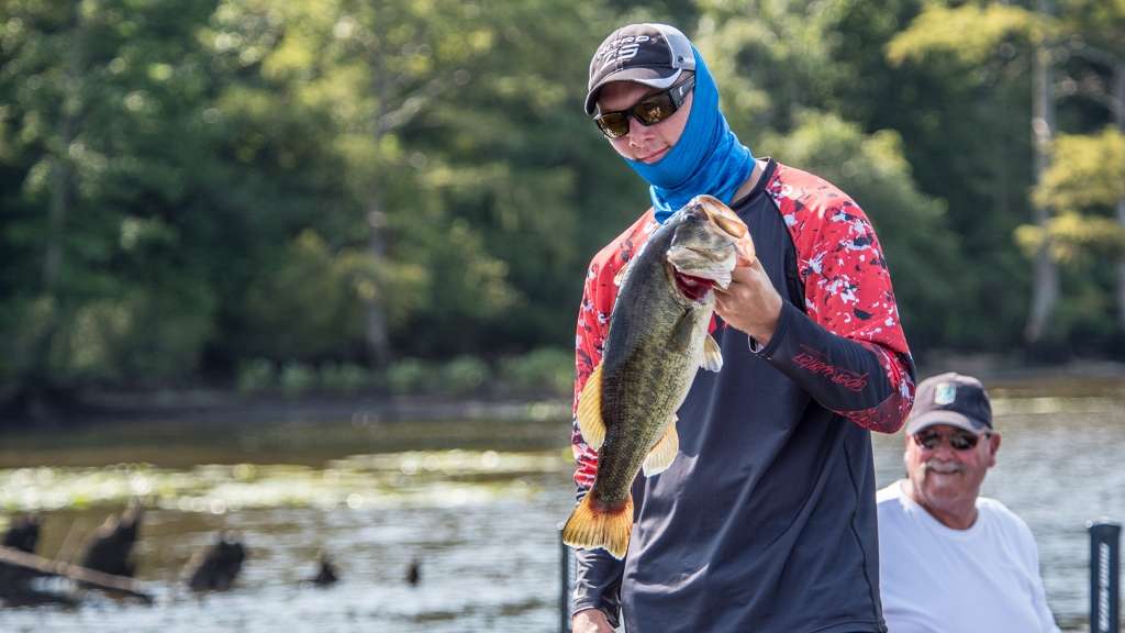 Day 2 on the James River - Bassmaster