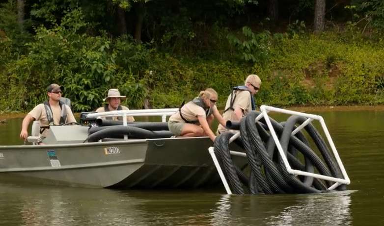 Indiana DNR adds 'fish houses' to Sullivan Lake - Bassmaster