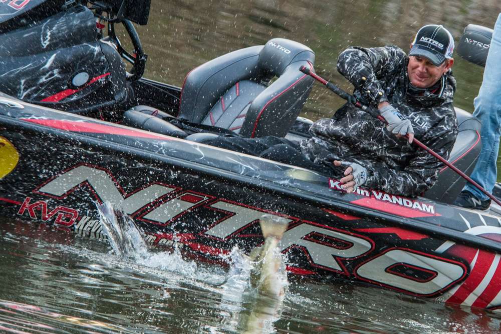 KVD's winning day - Bassmaster