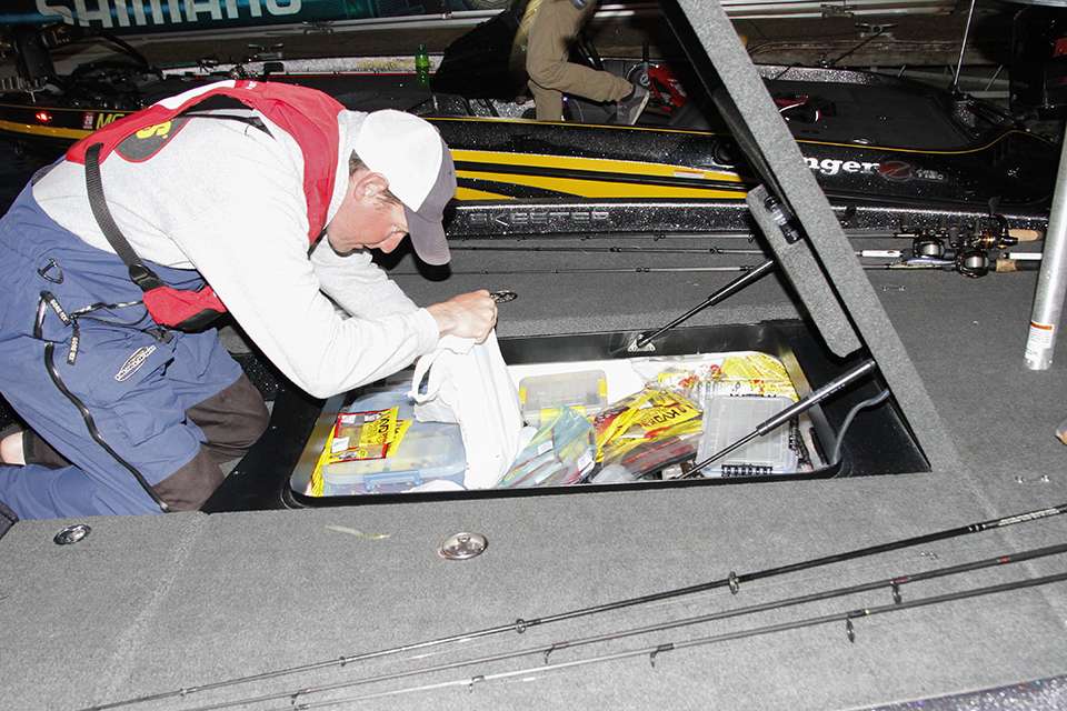 Championship Saturday begins - Bassmaster