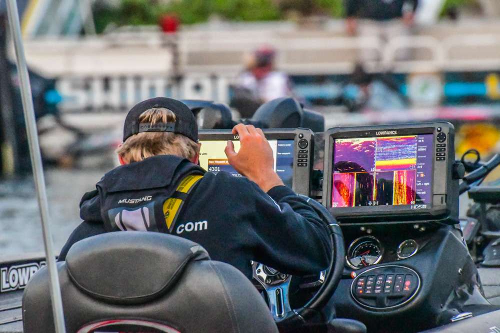 Dustin Connell and James Elam Day 2 OTW - Bassmaster