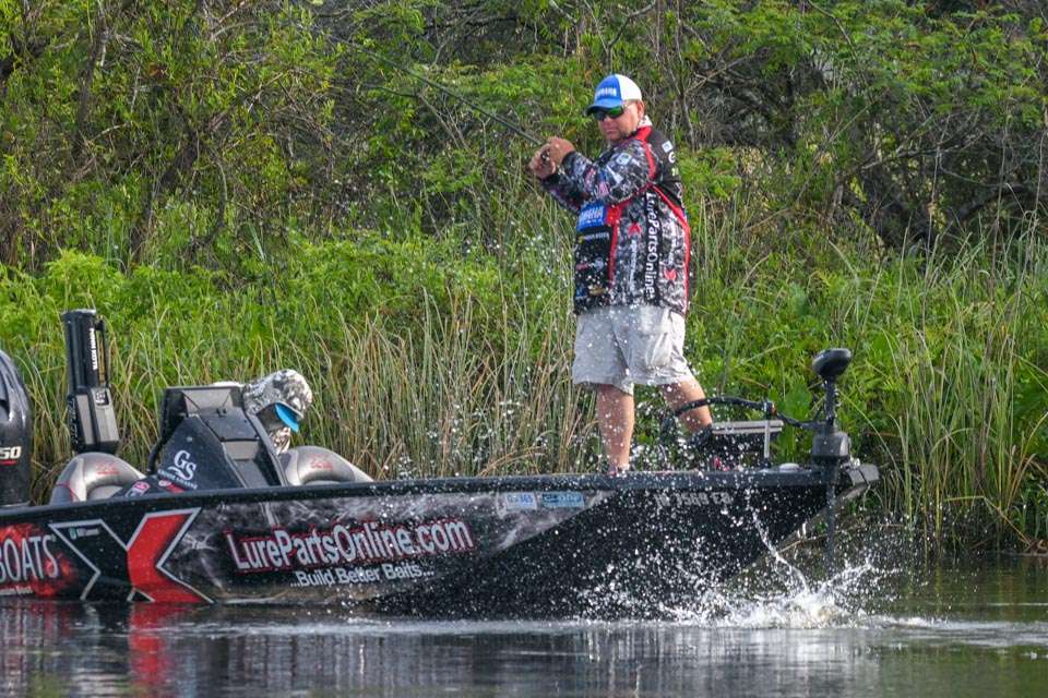 Day 3 with Bill Lowen - Bassmaster