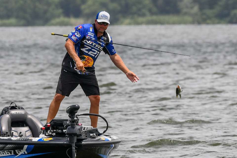 Hartman on the water - Bassmaster