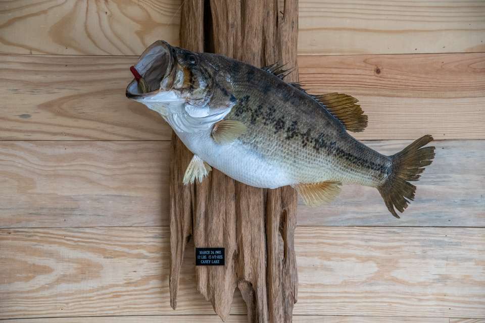 Elite Man Caves: Tyler Carriere - Bassmaster
