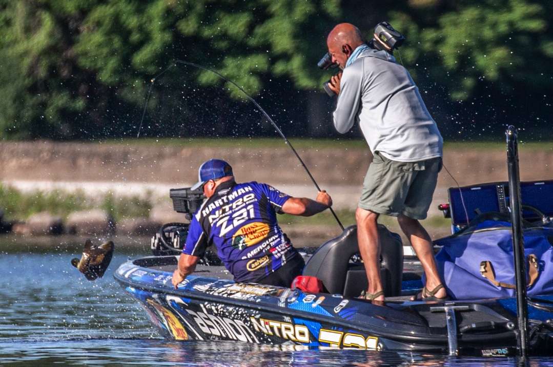 Semifinal morning with Hartman - Bassmaster