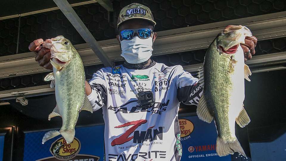Open: Day 1 weigh-in - Bassmaster