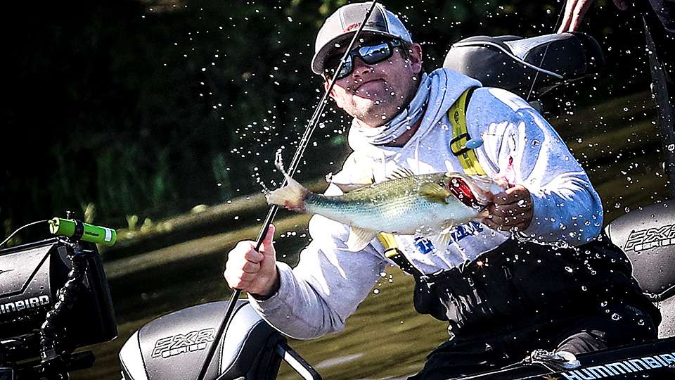 Logan's largemouth afternoon - Bassmaster