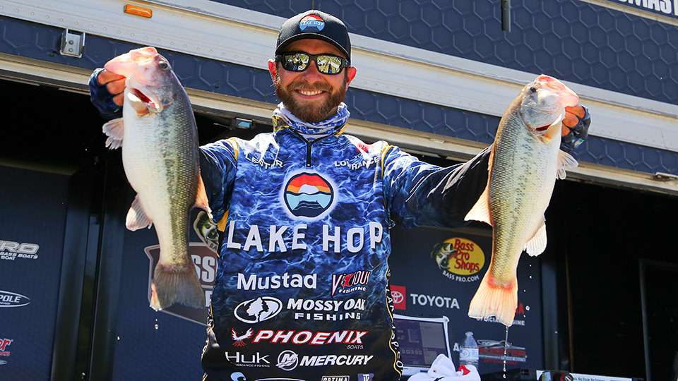 Open: Day 3 weigh-in - Bassmaster