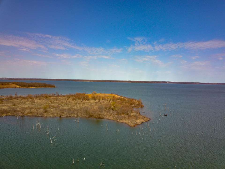 An aerial tour of Lake Ray Roberts - Bassmaster
