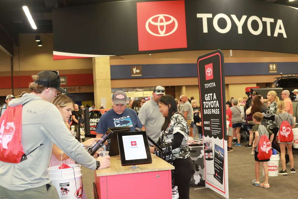 Tour the 2021 Bassmaster Classic Expo - Bassmaster