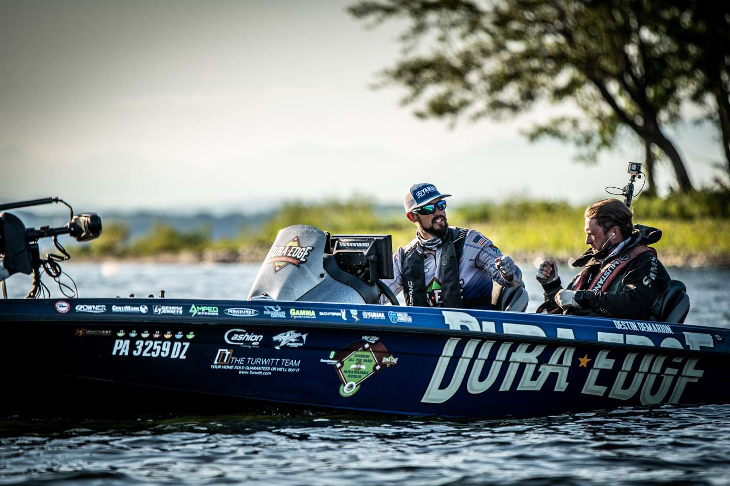DeMarion dominates Day 3 - Bassmaster