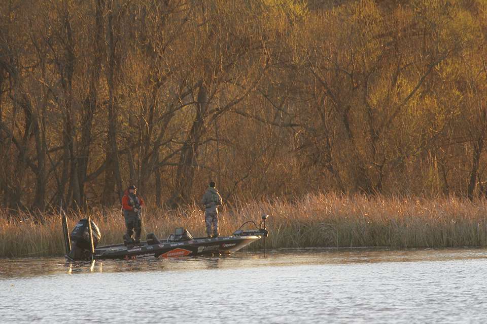 Central Opens begin at Ross Barnett - Bassmaster