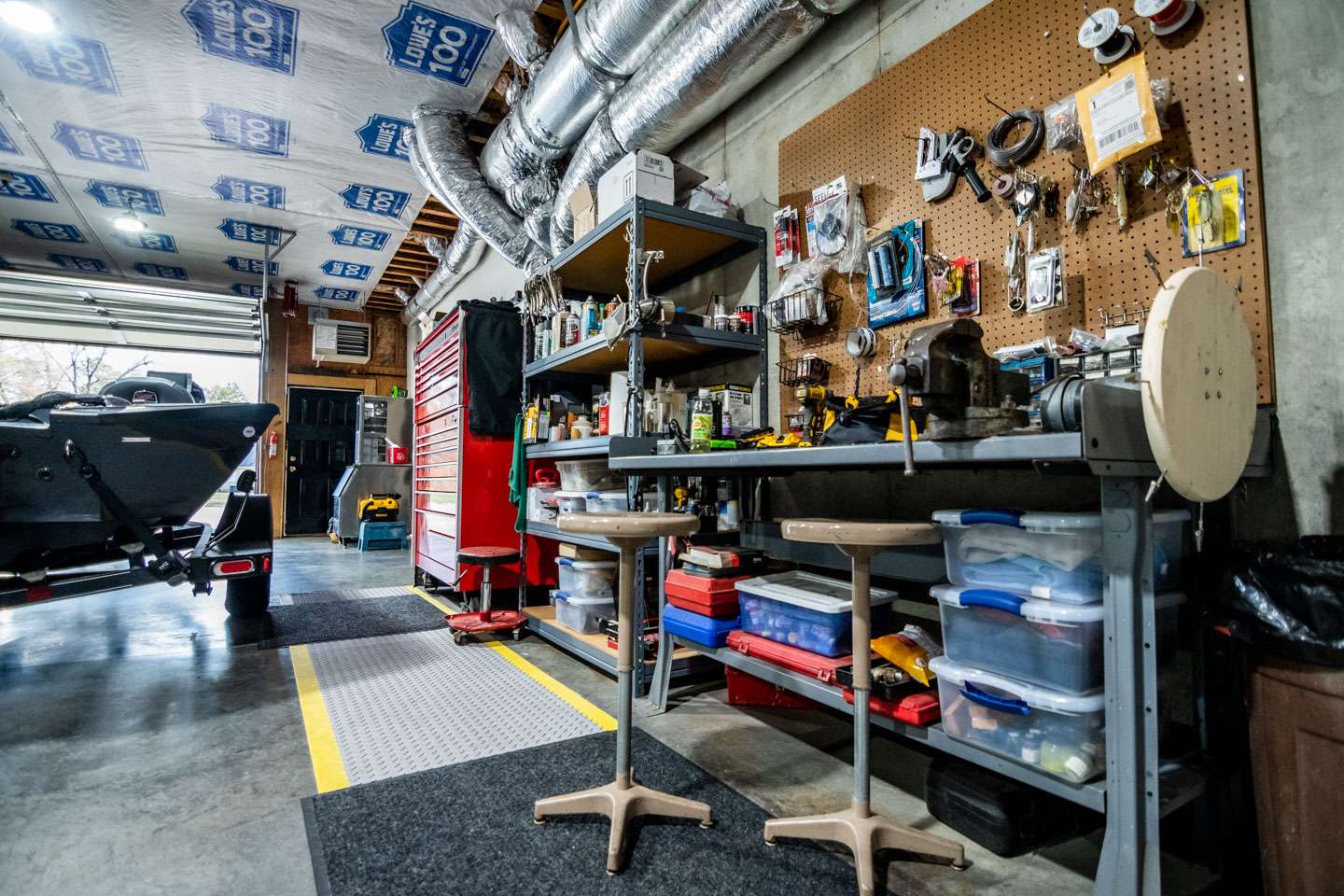 Elite Man Caves: Todd Auten - Bassmaster