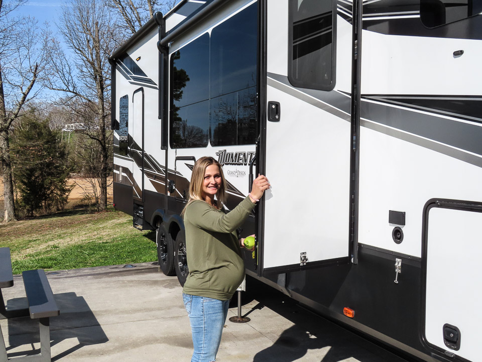 RV Life: Wives' road trip - Bassmaster