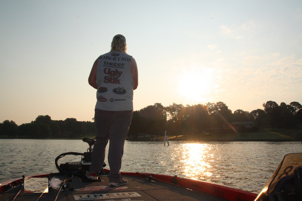 Day on the Lake: Matt Robertson - Bassmaster