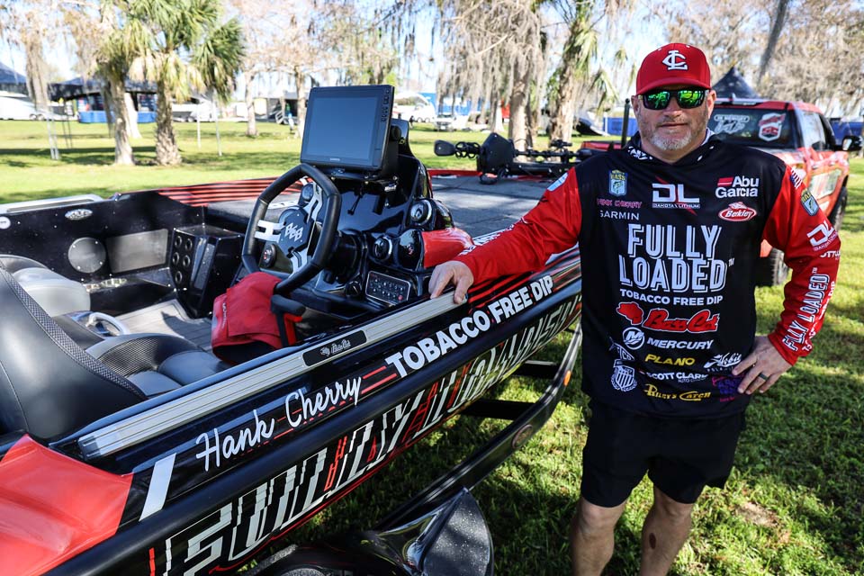 Inside Elite Boats: Hank Cherry - Bassmaster