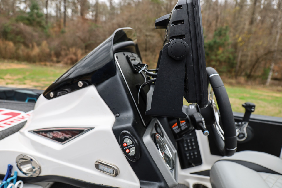 Inside Elite Boats: Kyle Welcher - Bassmaster
