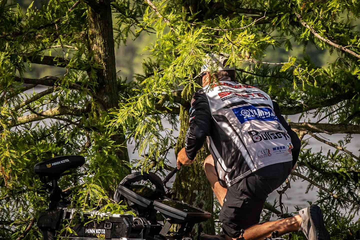 Hanselman and Palmer's Friday push - Bassmaster
