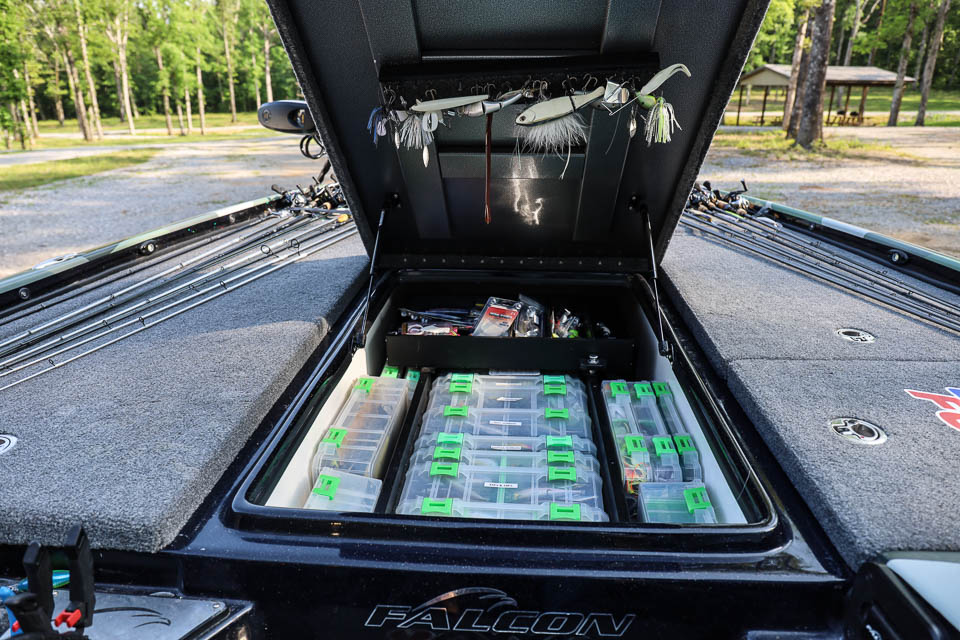 Inside Elite Boats: Patrick Walters - Bassmaster