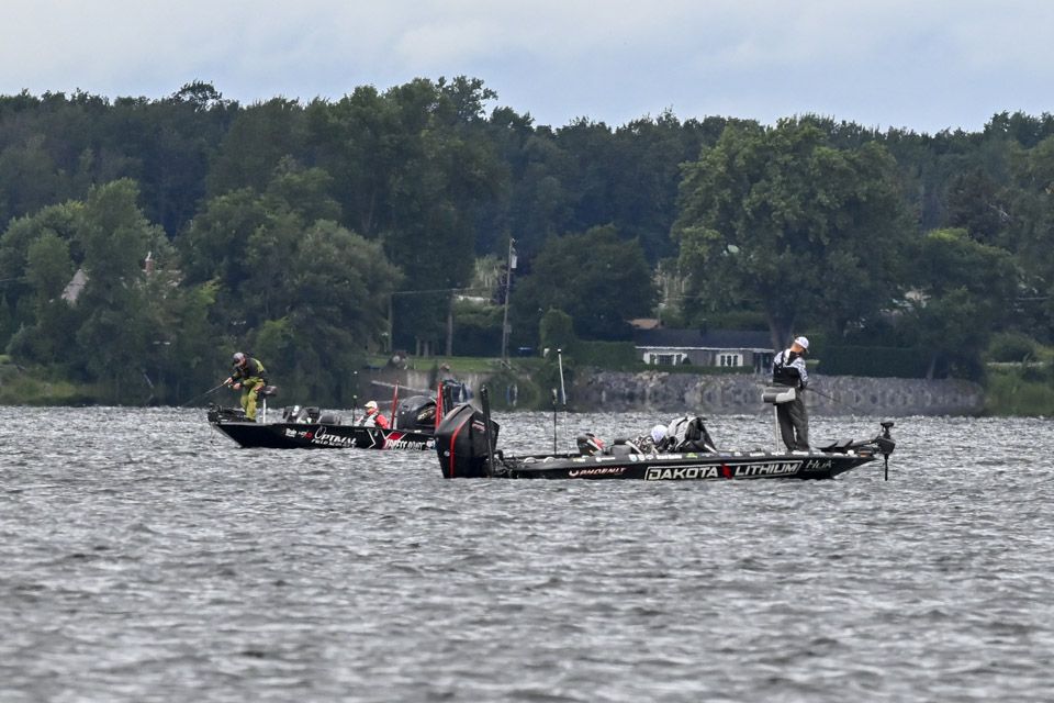 In the zone with Sumrall, Mosley - Bassmaster