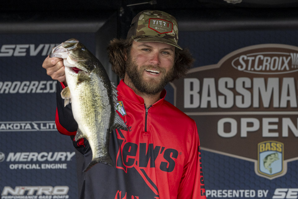 Ouachita: Day 2 weigh-in - Bassmaster