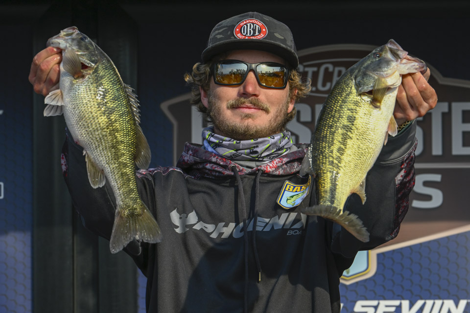Opens profile: Marks starts strong - Bassmaster