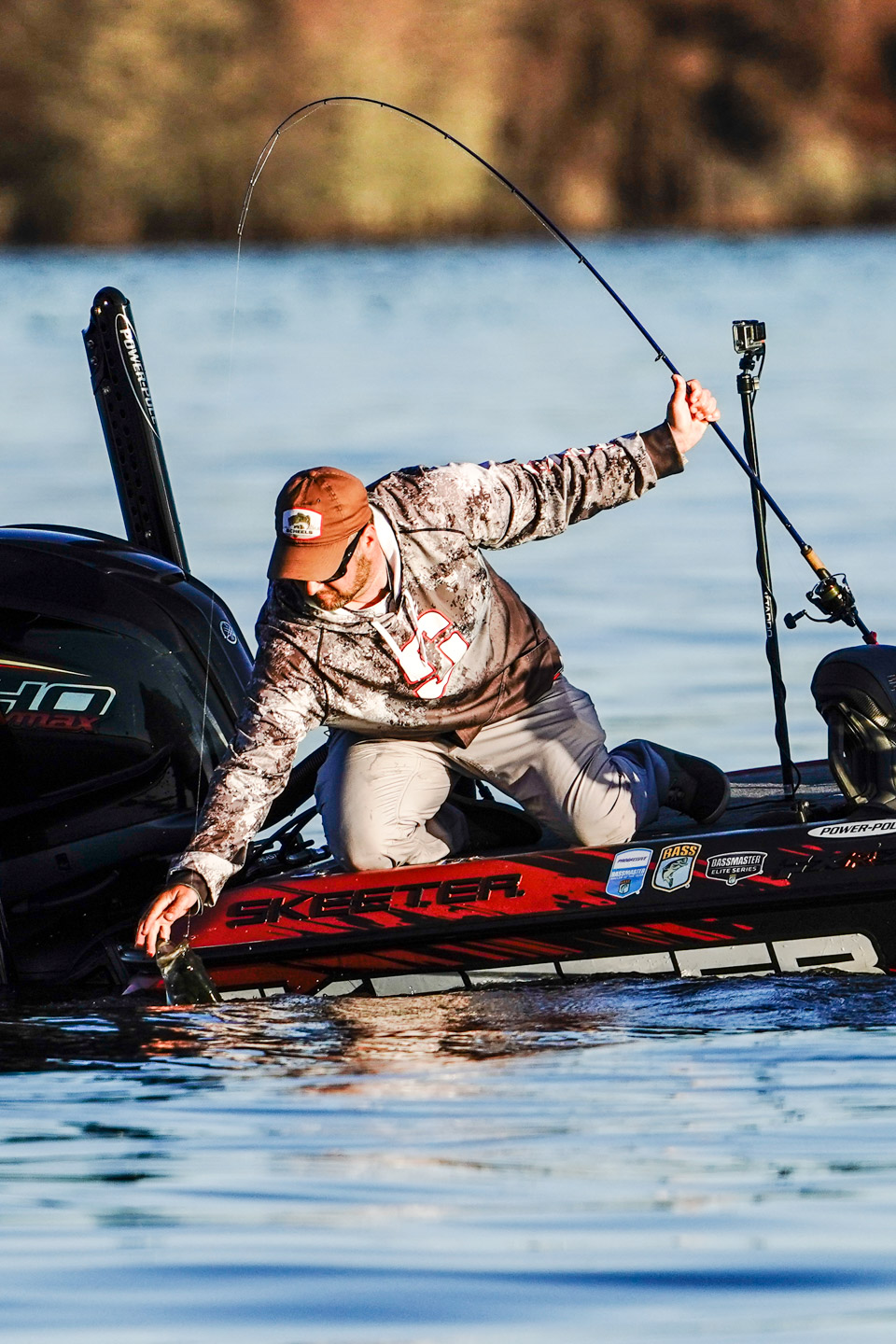 Schlapper takes on Championship Sunday - Bassmaster