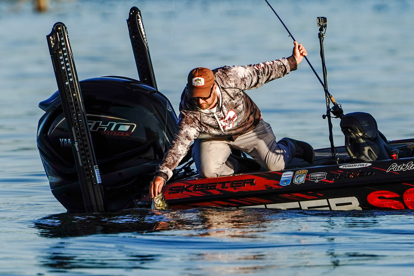 Schlapper takes on Championship Sunday - Bassmaster