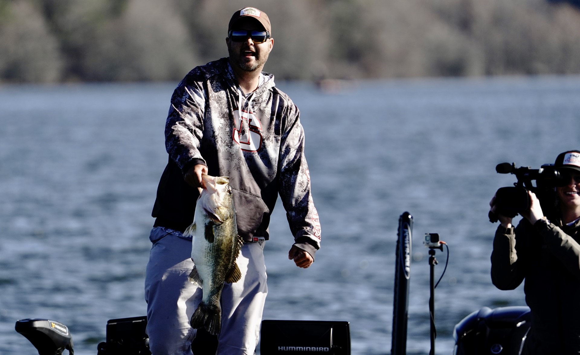 Schlapper off to good start - Bassmaster