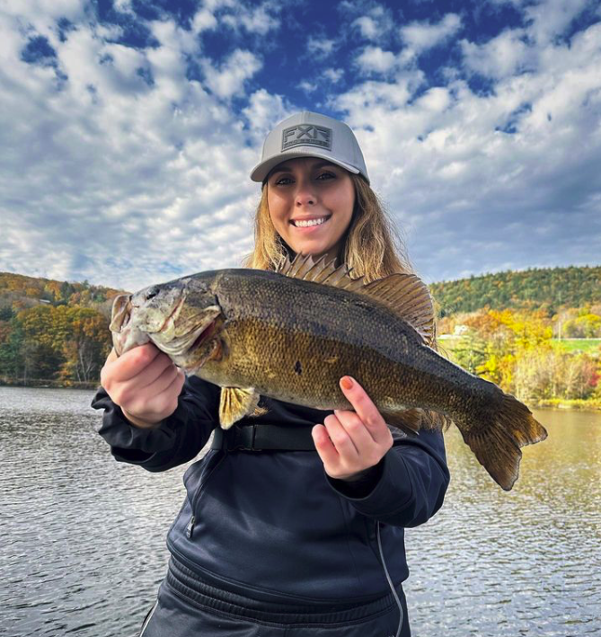 On the hook with Noelle Roth - Bassmaster