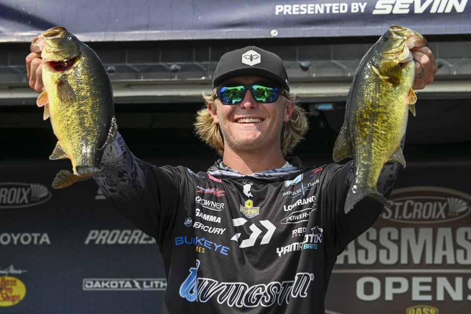 Open: Day 1 weigh-in at Leech Lake - Bassmaster