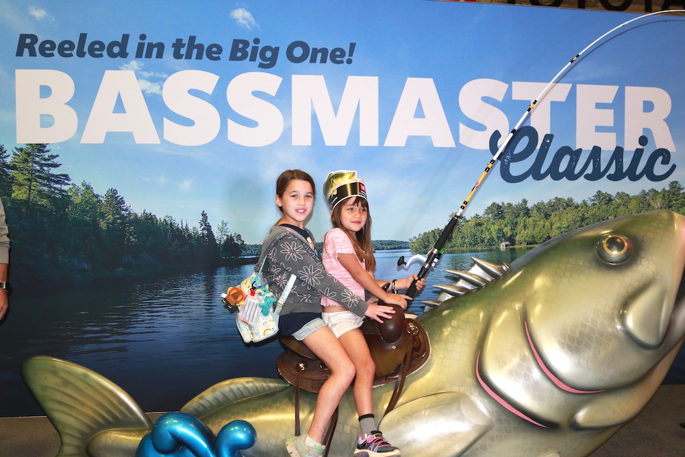 Take a full 2025 Classic Expo tour - Bassmaster