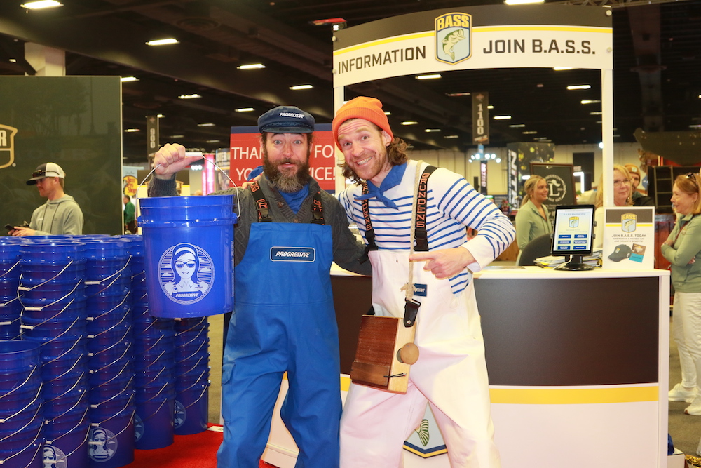 Take a full 2025 Classic Expo tour - Bassmaster