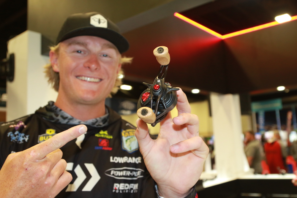 Take a full 2025 Classic Expo tour - Bassmaster