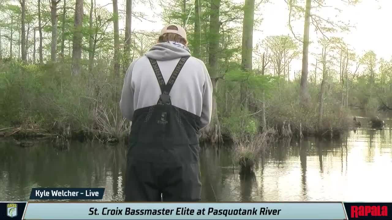 Welcher's first mega catch on Day 2 - Bassmaster