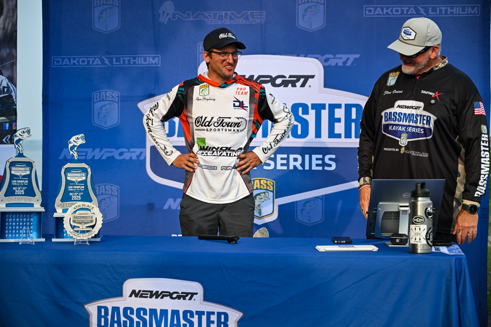 Kayak: Awards ceremony at Lake Champlain - Bassmaster