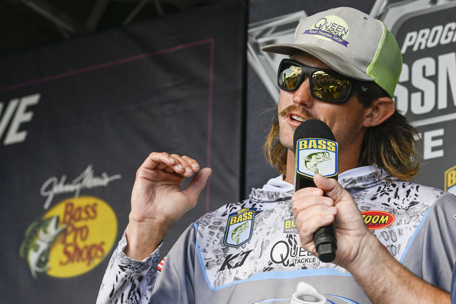 Queen disqualified from Mississippi River Elite - Bassmaster